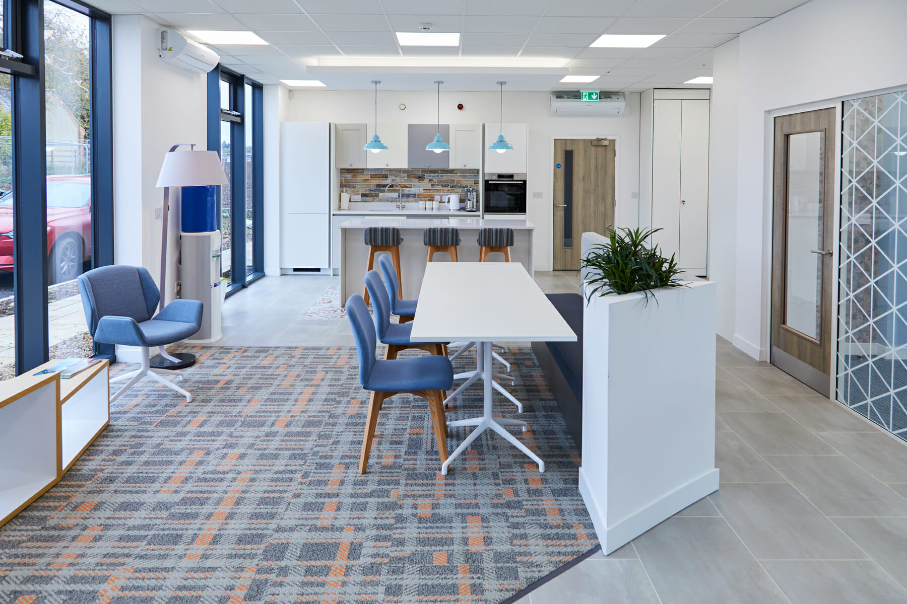 5 Reasons Your Workplace Needs a Work Café